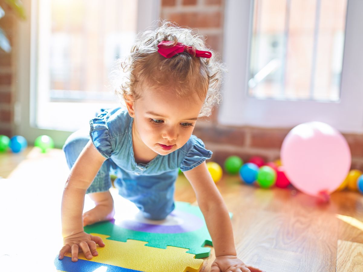 7 CALMING ACTIVITIES FOR TODDLERS BEFORE BED